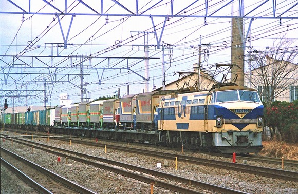 JR貨物の試験塗装機 EF6620 : 線路は続くよどこまでも