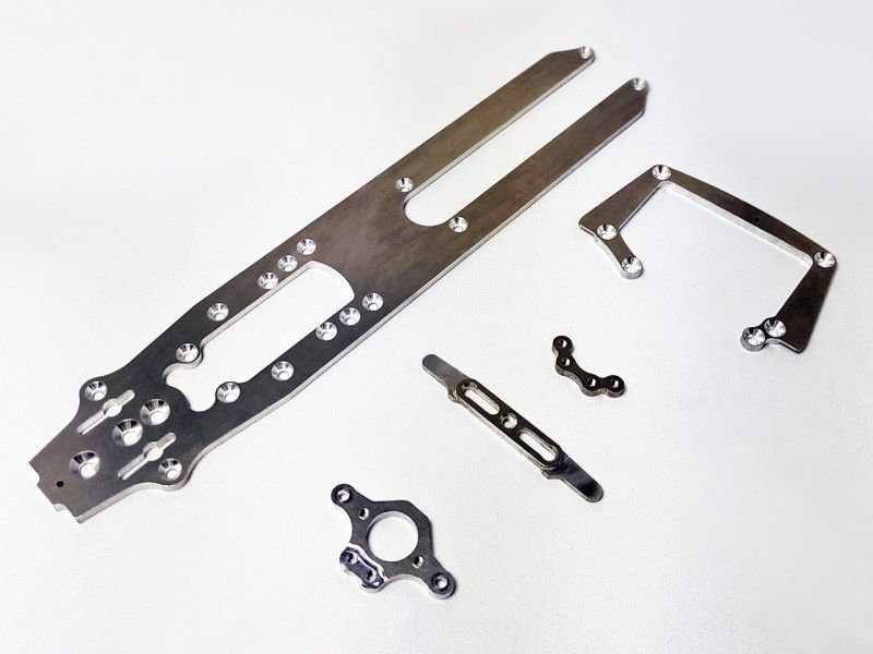 スリムなシャーシとエアロの究極形状!!(TRG118登場)記事 スリムなシャーシとエアロの究極形状!!(TRG118登場)記事