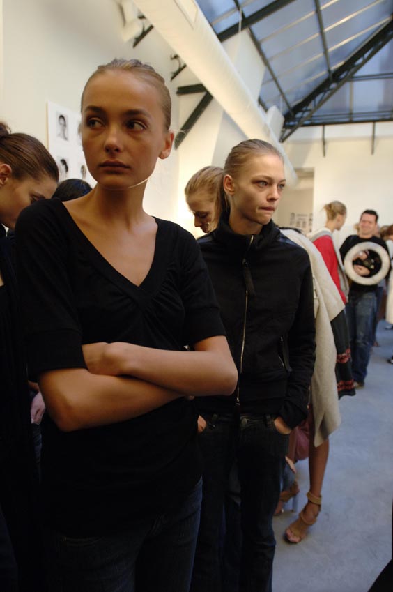 sasha pivovarova magazine : Balenciaga S/S 2006 - backstage