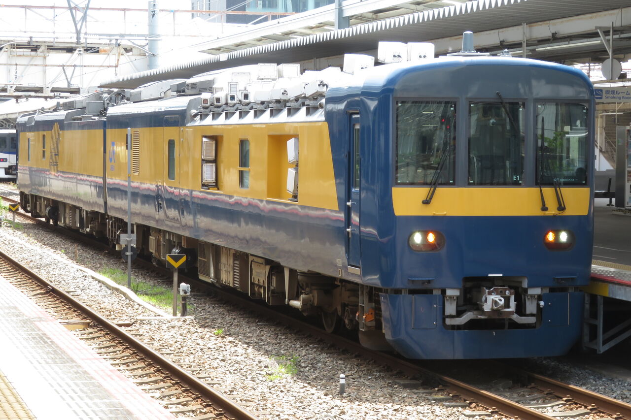 岡山駅で総合検測車 「DEC741形」 を撮る （2025年6月） : 関西のJRへようこそ！