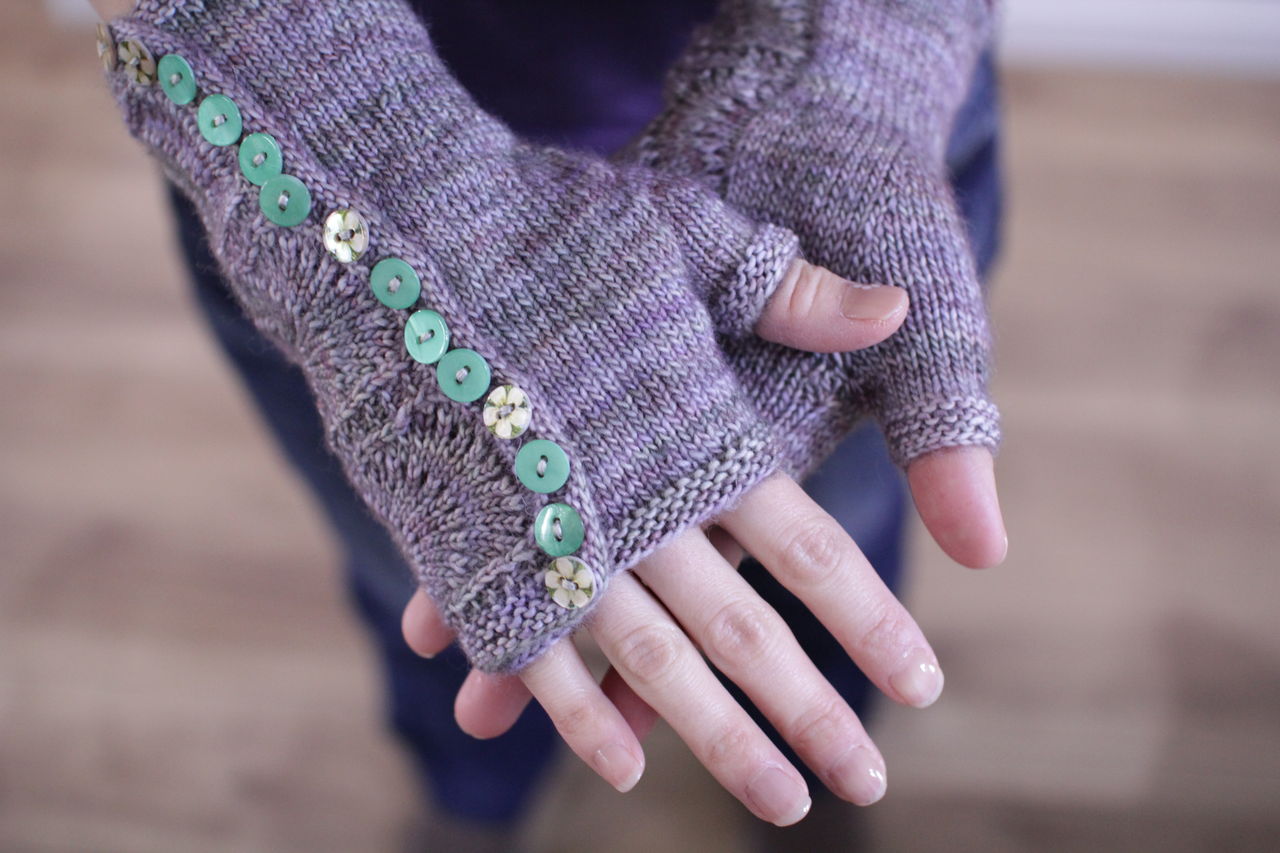 Knits nest : 【着画】Spatterdash Wristwarmers・Ravellenic Games 2014参加作品