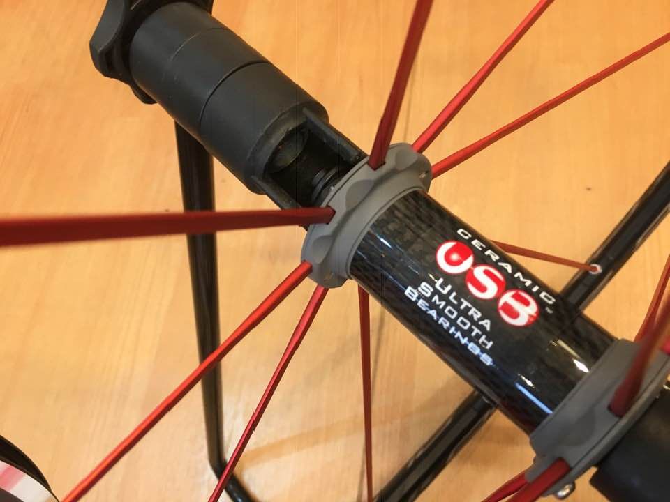 SBC 新着情報 : 極少数限定復刻生産！RACING ZERO REDスポーク入荷しました！