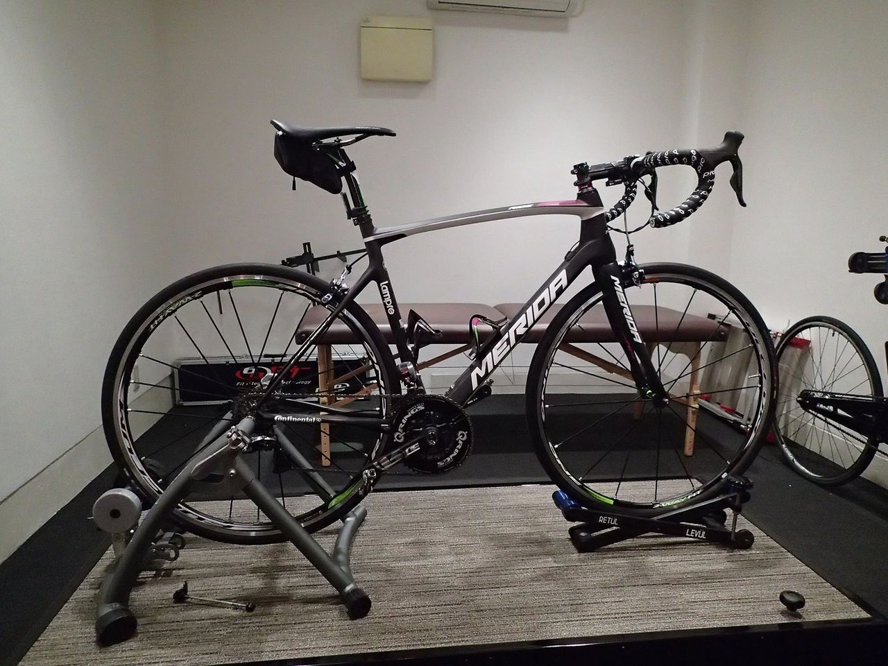 SBC 新着情報 : BODY GEOMETRY FIT with RETUL in SBC