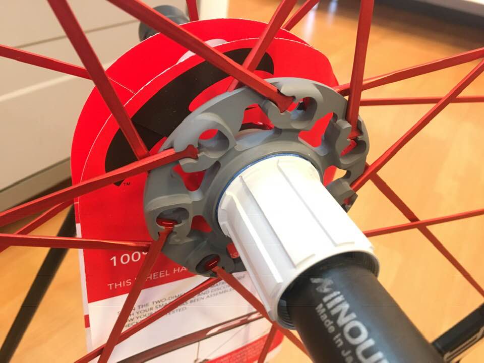 SBC 新着情報 : 極少数限定復刻生産！RACING ZERO REDスポーク入荷しました！