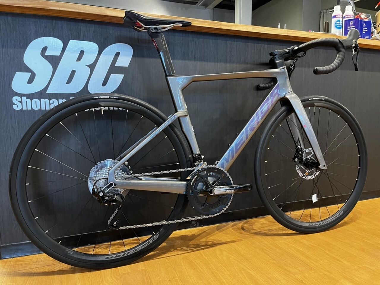 SBC 新着情報 : 人気のMERIDA REACTO 8000－Eを新人スタッフ藤田がインプレッション！！