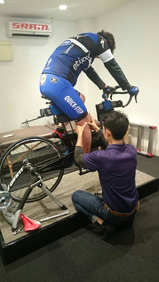 SBC 新着情報 : お客様のロードバイクをご紹介 S-WORKS TARMAC FS 「MEAN（限定カラー）」