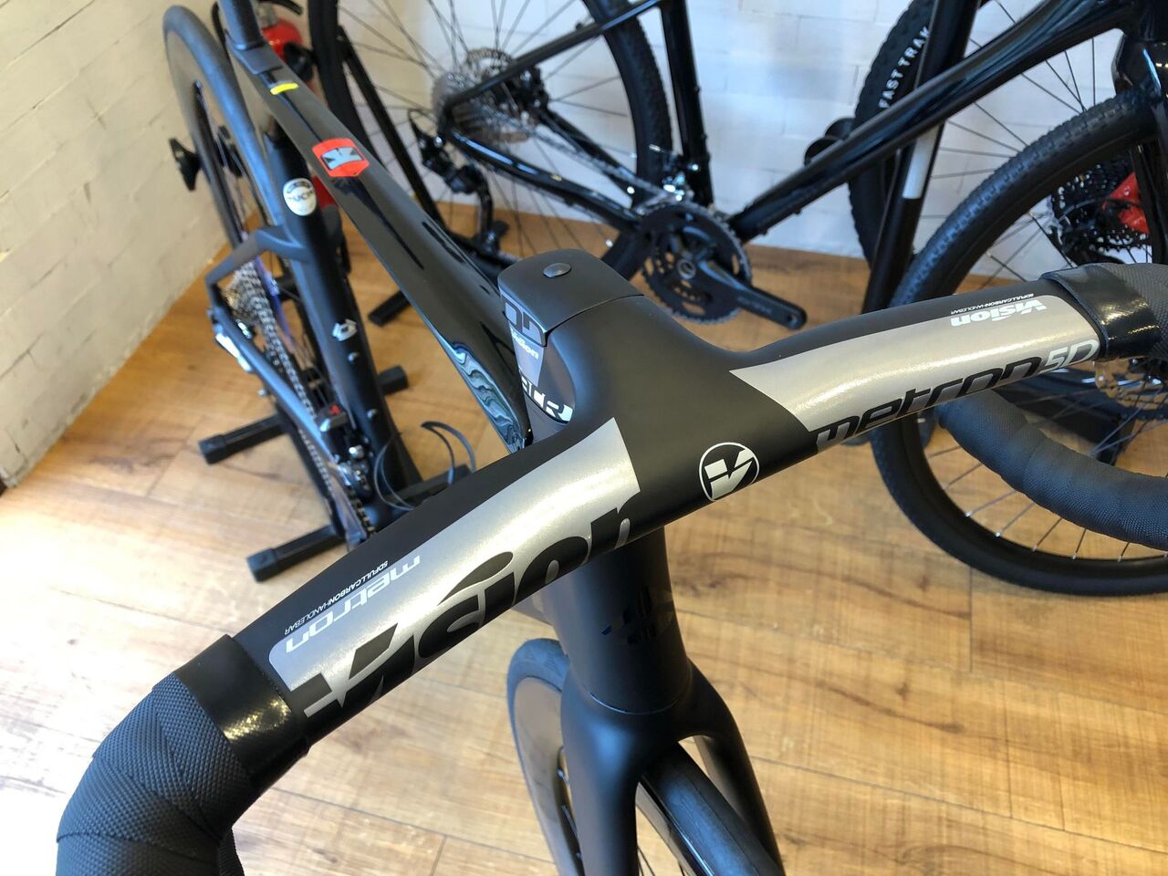 SBC 新着情報 : 最初からフルスペック！[MERIDA REACTO 8000-E] 一点のみ入荷！