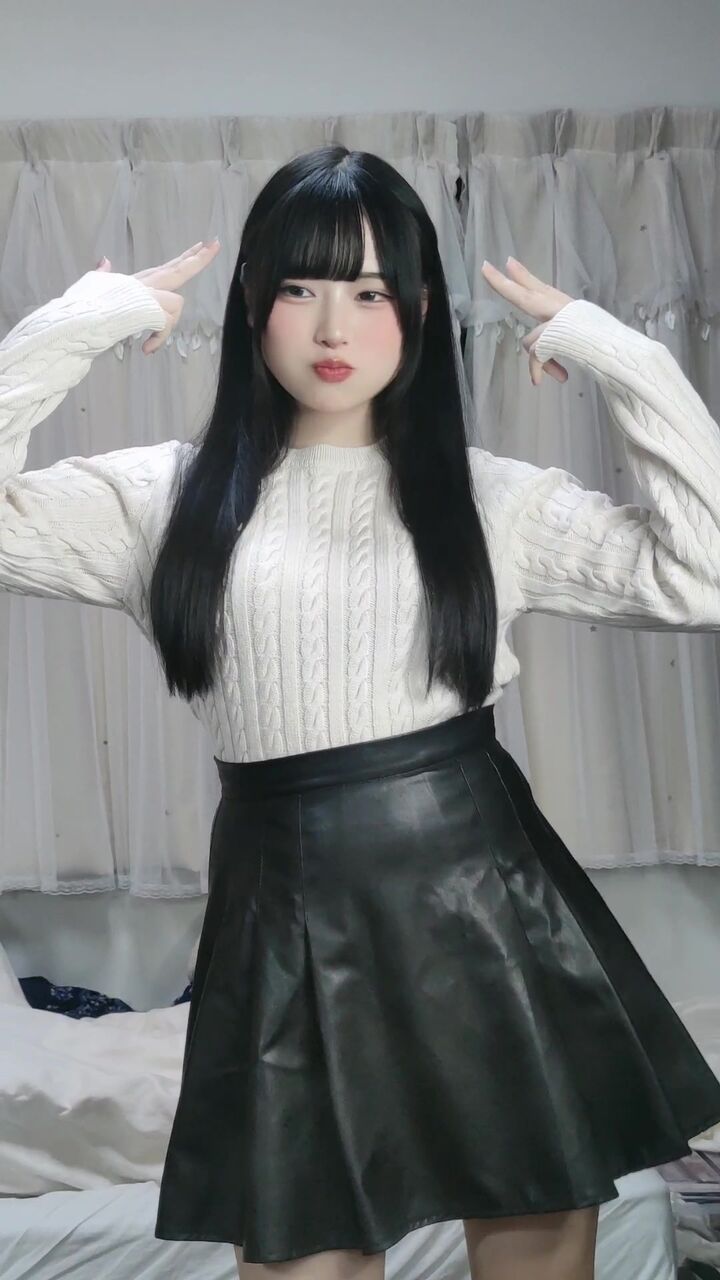 insta︰mumeix820 : TikTok乳揺れまとめ部