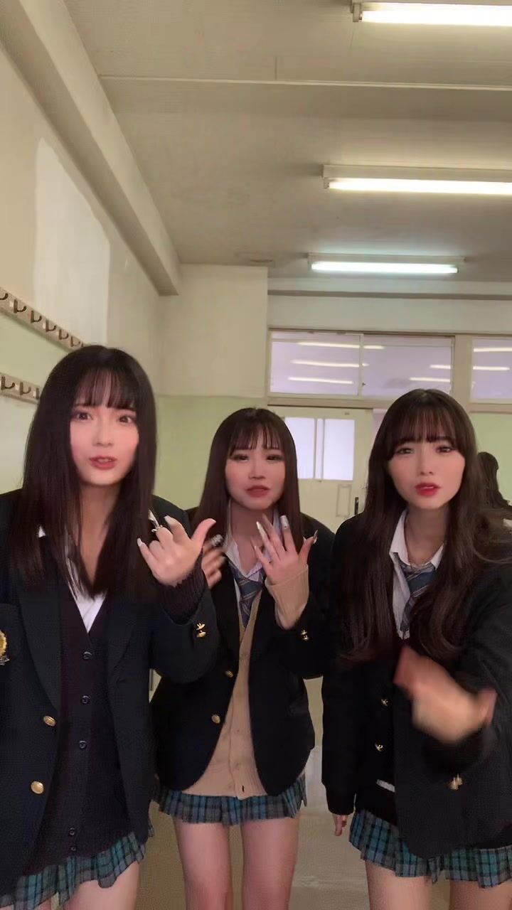 このタグ大っ嫌いだけど最後だから使いたい…🥲#新栄jk #jkブランド #ljk : TikTok乳揺れまとめ部