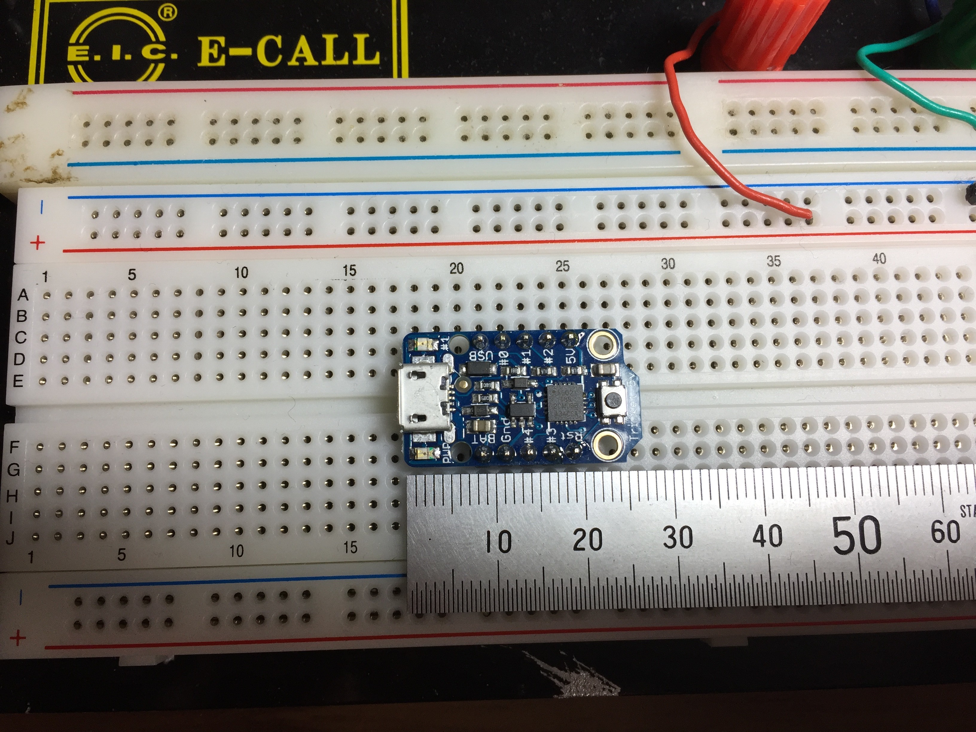 [Arduino]AdafruitのTrinketでLチカしてみる : 工作と競馬