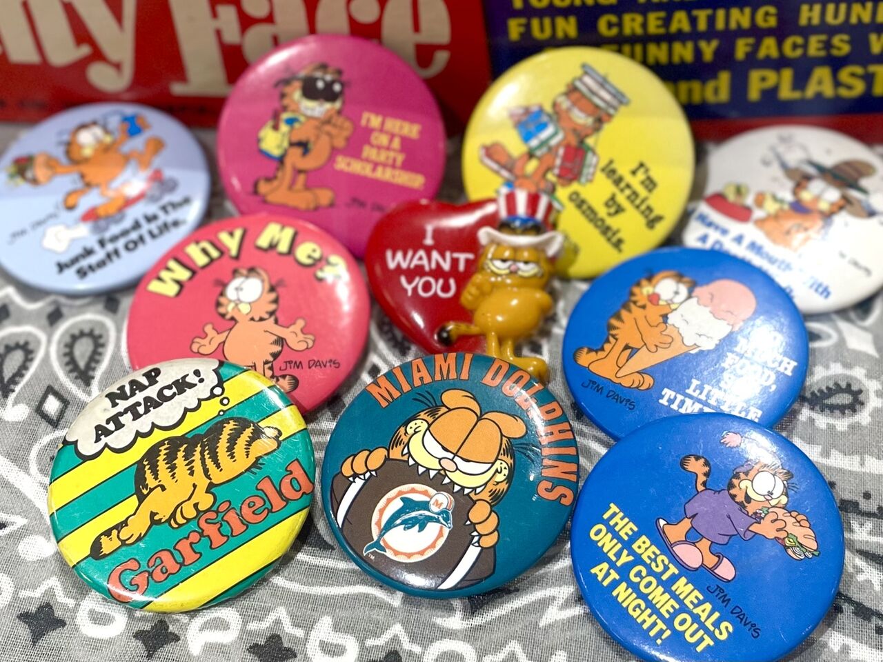 Garfield Button Badges : SECRETBASE TOY