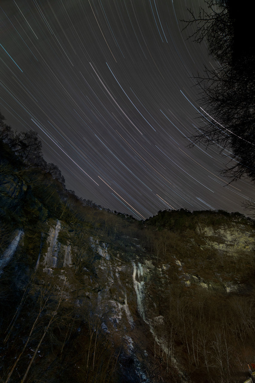 天体写真 : 12星座を楽しもう