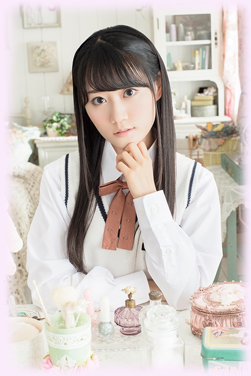 【小倉唯】3rdシングル「Charming Do!」のジャケット写真、アーティスト写真、店舗別購入特典が公開 | 声優メモ帳