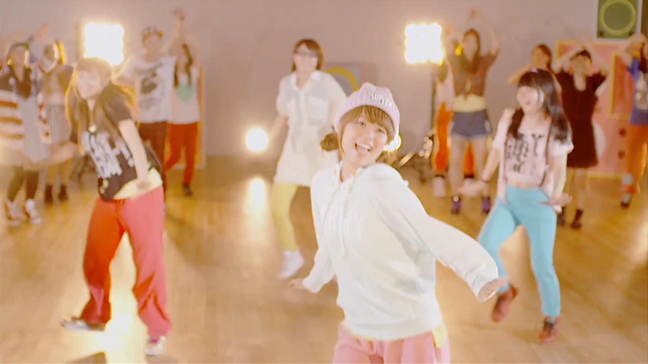 【井口裕香】3rdシングル「rainbow heart ♡ rainbow dream ☆／Strike my soul」のアーティスト写真 ...
