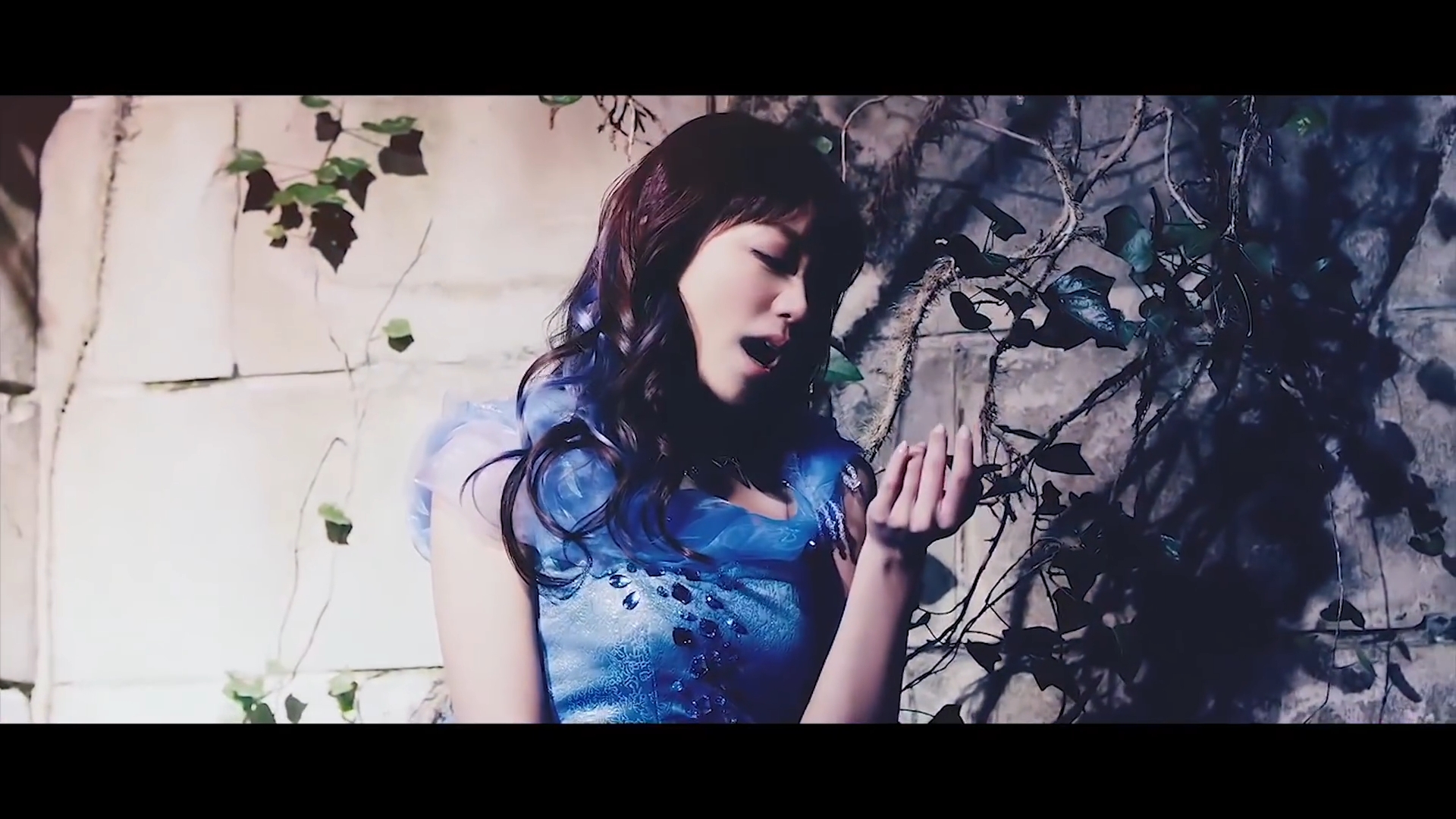 【三森すずこ】6thシングル「Xenotopia」のジャケット写真、ミュージックビデオが公開。前作に引き続きウインク締め！(画像大量) | 声優メモ帳