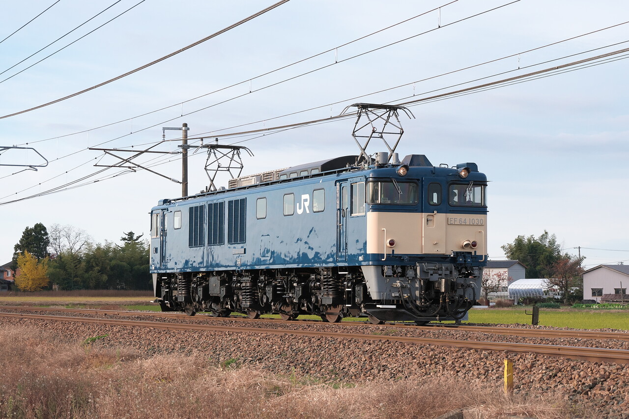 最後の仕業へEF64、EF81単機回送 : リョウタンPP