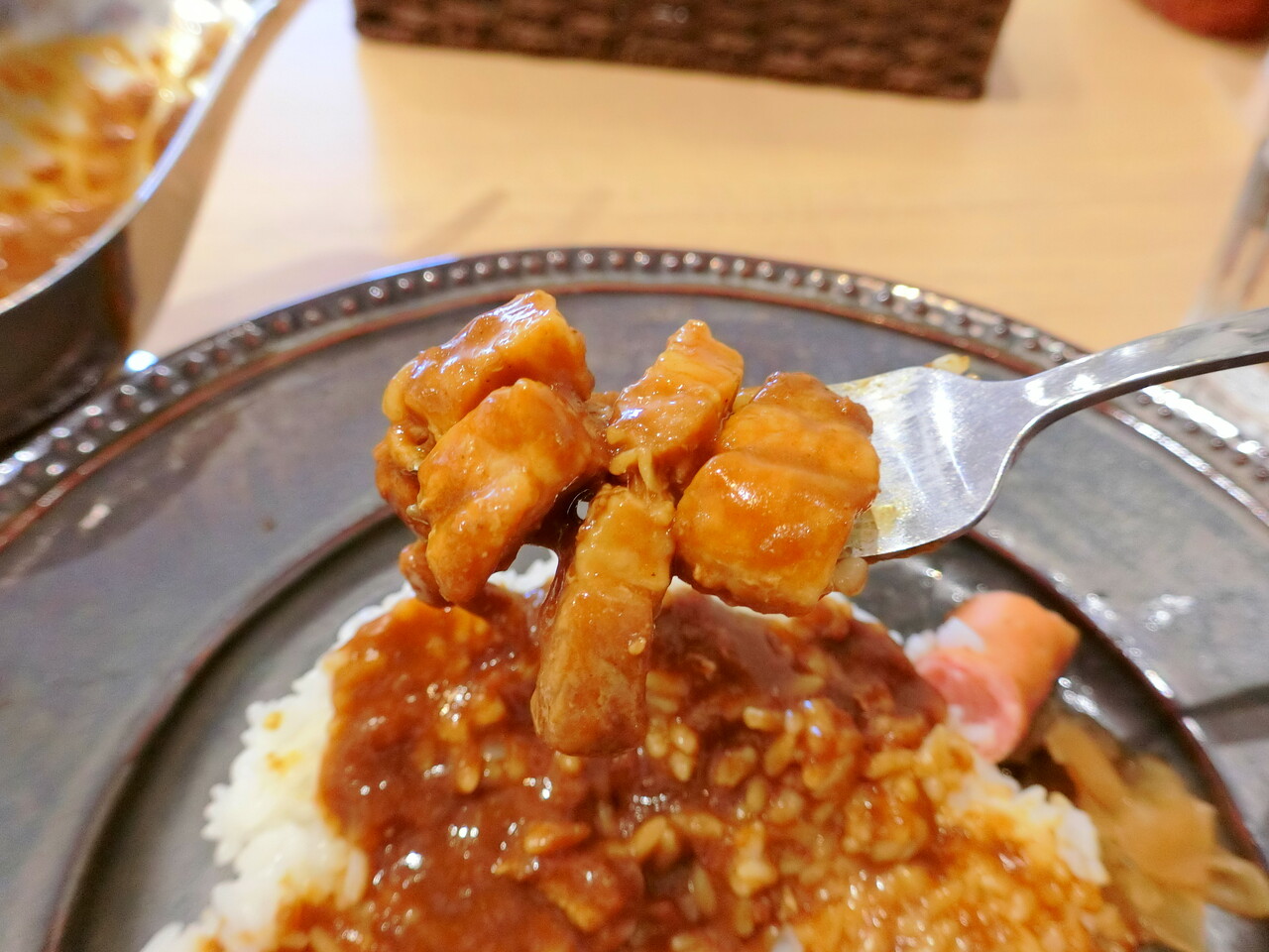 柴ポチダイアリー : Cafe Kotti（ｺｯﾁ）イオンスタイル戸塚 ～ カレーライス+ウインナー