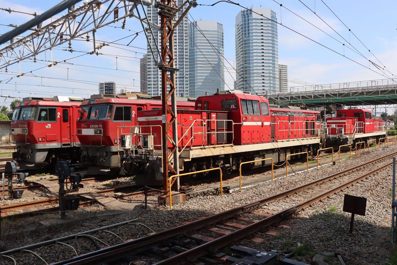 新鶴見界隈1154-3（DD200-18、DD200-19） : 新鶴見通信