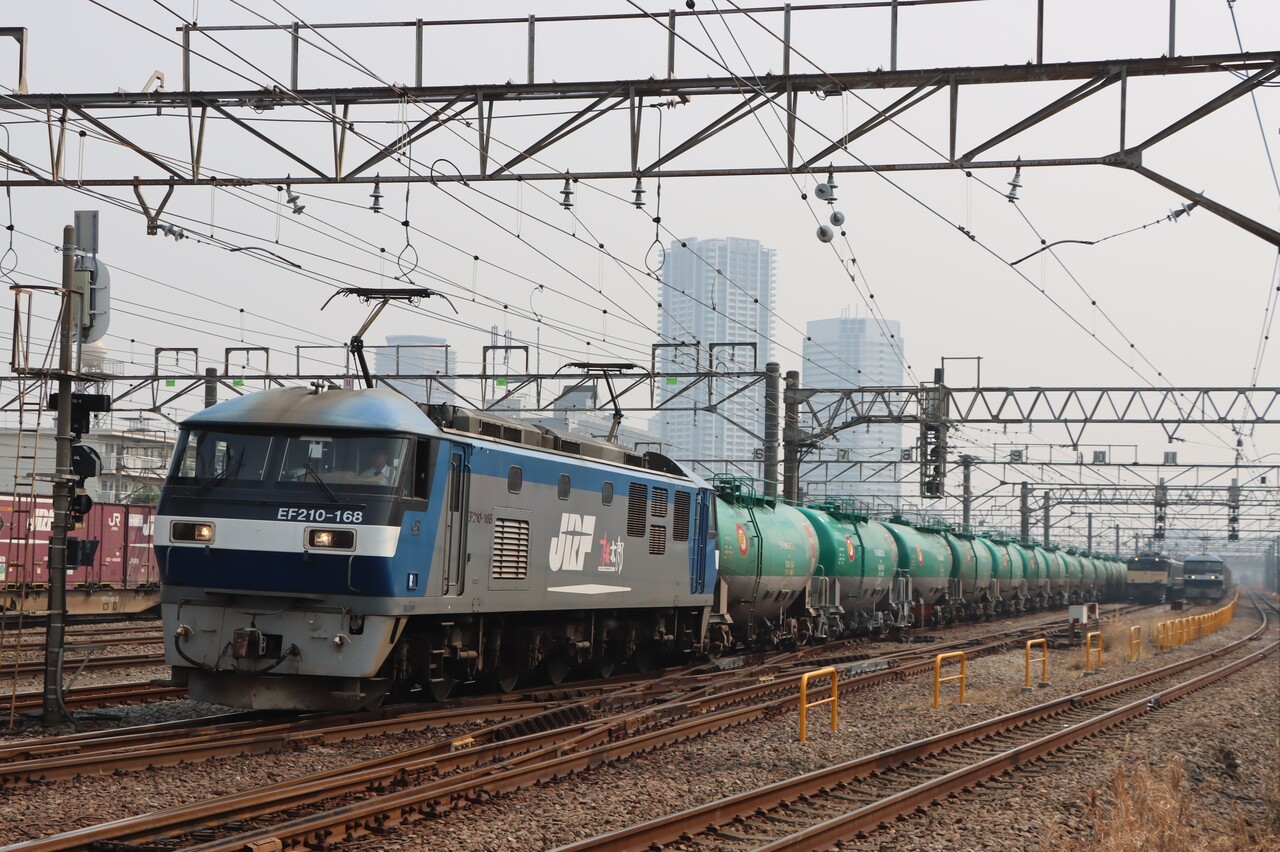 新鶴見界隈1143-2（4091レ EF210-168, 87レ EF210-112） : 新鶴見通信