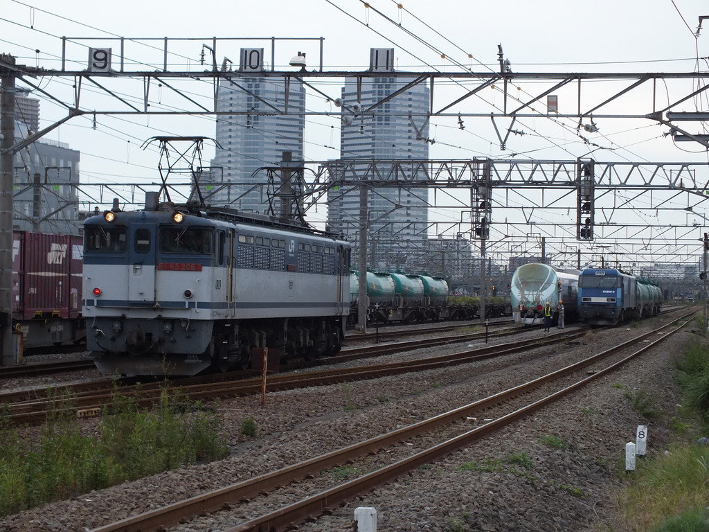 新鶴見界隈 19-1（EF66 36, EF65 2067 E657系甲種列車） : 新鶴見通信