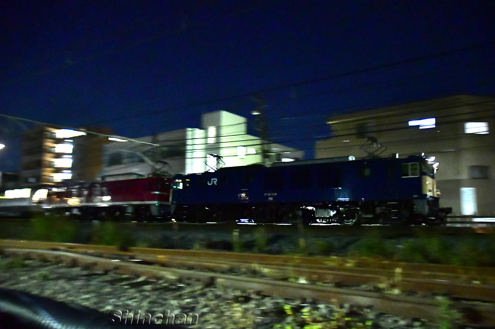 しんちゃん日記:重連カシオペア EF64 1030 + EF81 95 9011レ 2024.11.30