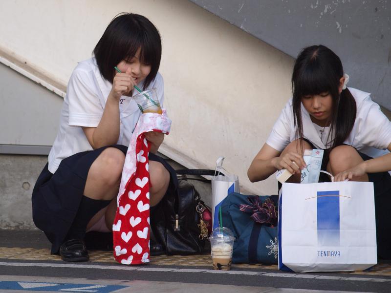 ネットで集めたjkパンチラ 2011年09月26日