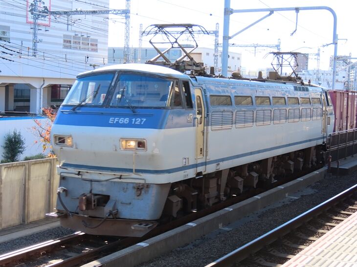 EF66形電気機関車（127）＋EF210形電気機関車（358・151）＋EF65-2089（訓練中） - 令和6年11月 : 深徒徒