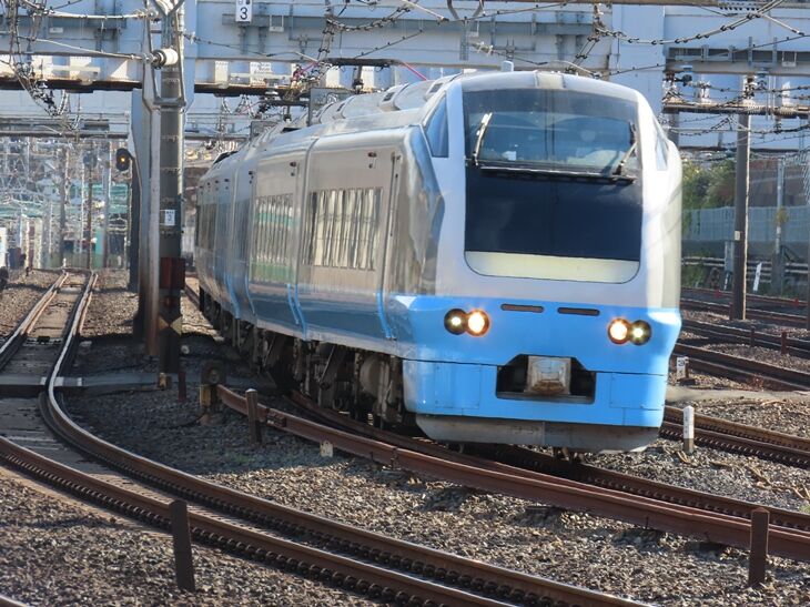 宇都宮線・高崎線（E653系水色）＋常磐線（E653系国鉄色・臨時E657系橙・E657系青・E657系黄）＋武蔵野線＋流鉄流山線 - 令和6年12月 : 深徒徒