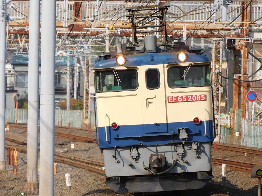 EF65形電気機関車（EF65-2085・EF65-2076返却済）、ヨ8402 - 令和5年3月 : 深徒徒