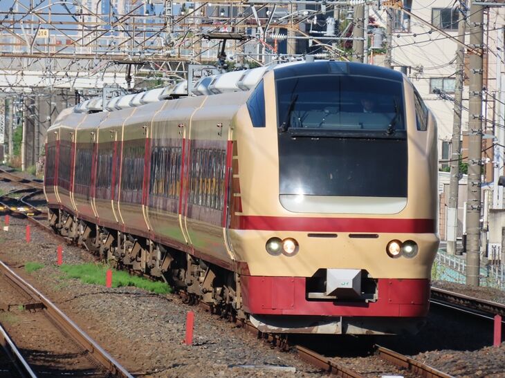 KD60-3（KD60形ディーゼル機関車）、E653系1000番台カツK70編成（鎌倉）、E257系5500番台オオOM-52編成（あしかが大藤西船橋号）、E653系1000番台カツK71編成 ...