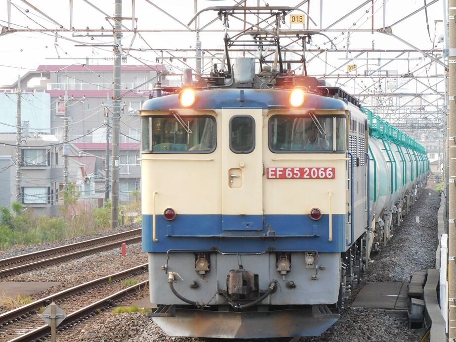 EF65形電気機関車（2067・2066）＋EF66形電気機関車（128） - 令和5年7月 : 深徒徒