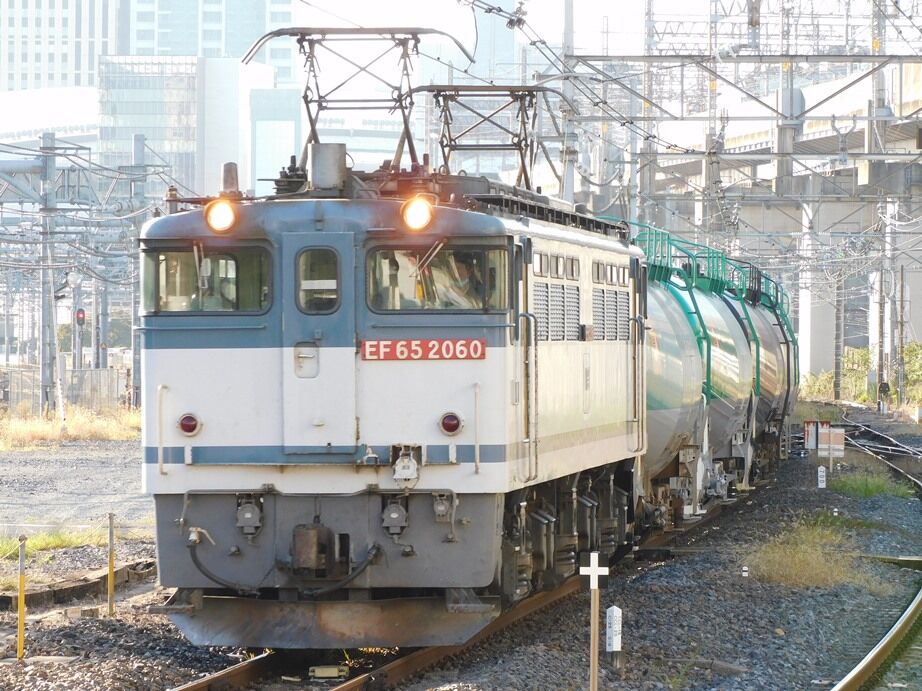 EF65形電気機関車（2080・2060）＋EF66形電気機関車（124）＋若葉号 - 令和5年10月 : 深徒徒