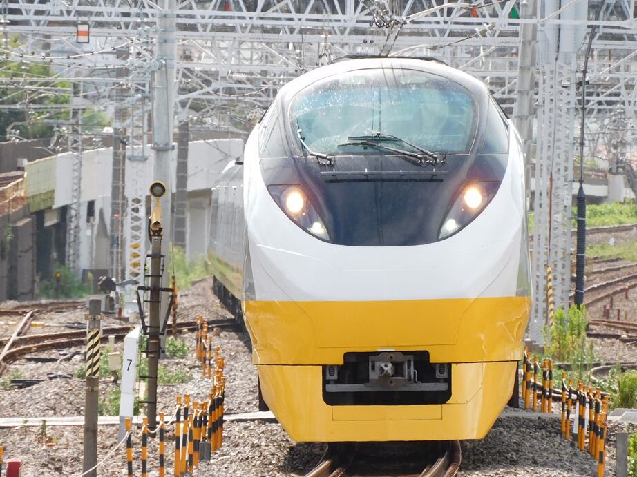 常磐線（E657系黄・E657系青・E657系緑・E653系水色）＋宇都宮線・高崎線（E257系OM-55・E257系OM-53） - 令和5年8月 : 深徒徒