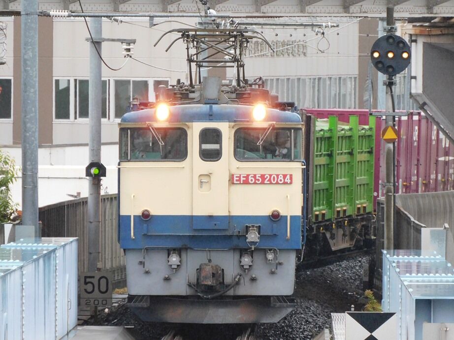 EF65形電気機関車（2084・2060）＋EF66形電気機関車（125）、EF210-119＋シキ801 - 令和5年11月 : 深徒徒