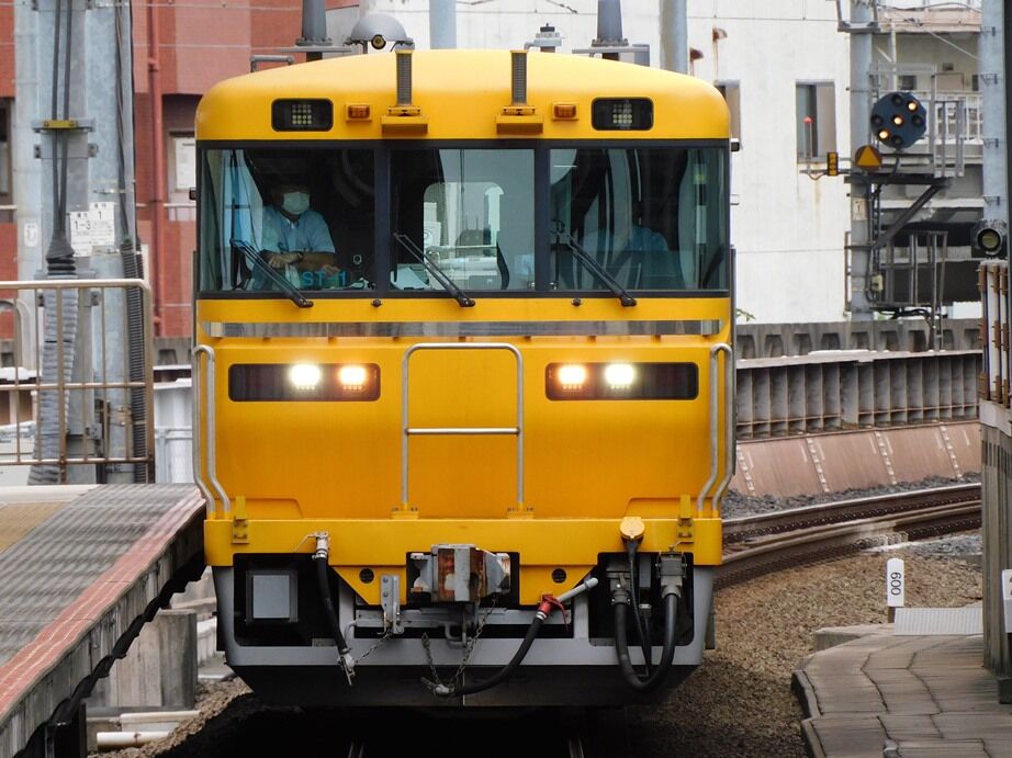 EF65形電気機関車＋四季島＋キヤE195系 - 令和4年9月 : 深徒徒