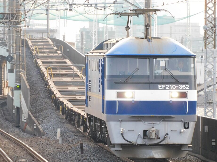 EF66形電気機関車（128）＋EF65形電気機関車（1103・2086）＋EF210形電気機関車（362・114）＋さくら号 - 令和6年3月 : 深徒徒
