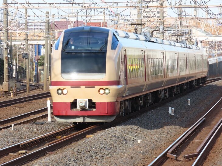 宇都宮線・高崎線（E653系水色）＋常磐線（E653系国鉄色・臨時E657系橙・E657系青・E657系黄）＋武蔵野線＋流鉄流山線 - 令和6年12月 : 深徒徒