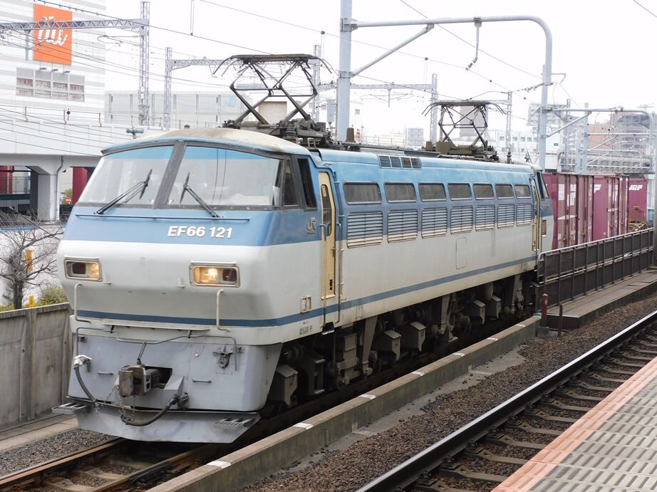 EF81-139＋EF81-98（廃車回送）、EF66形電気機関車（121）＋EF65形電気機関車（1103）＋EF210形電気機関車（134・155） - 令和6年3月 : 深徒徒