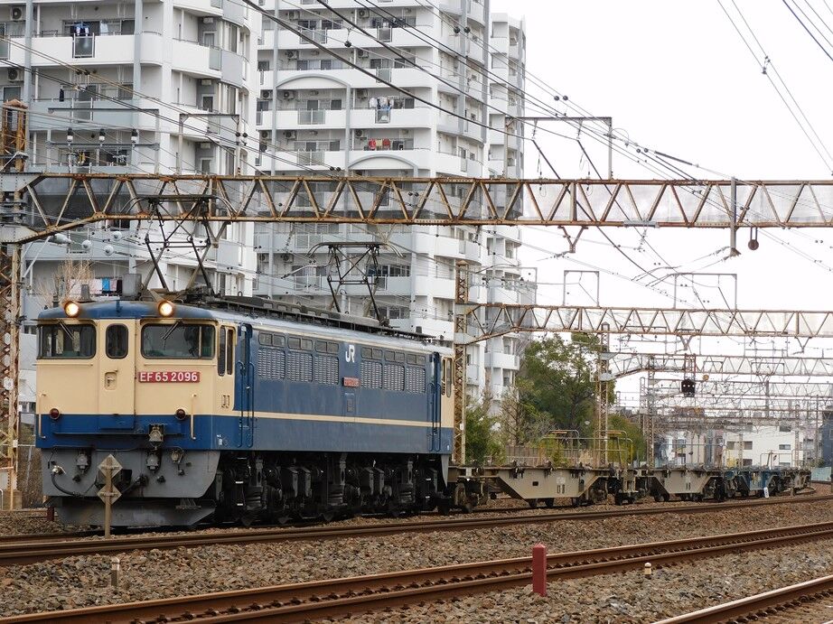EF65形電気機関車（2085）＋オムライストレイン - 令和5年3月 : 深徒徒