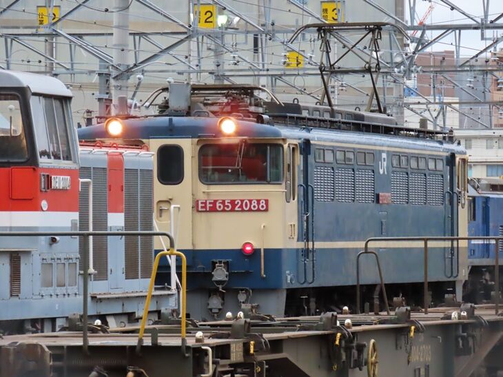 EF65-2088（蘇我試単）、EF66形電気機関車（129）、EF210形電気機関車（113・135） - 令和7年3月 : 深徒徒