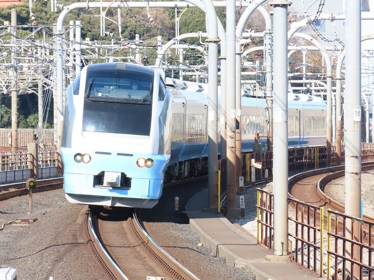 宇都宮線・高崎線（E653系水色）＋常磐線（E653系国鉄色・臨時E657系橙・E657系青・E657系黄）＋武蔵野線＋流鉄流山線 - 令和6年12月 : 深徒徒