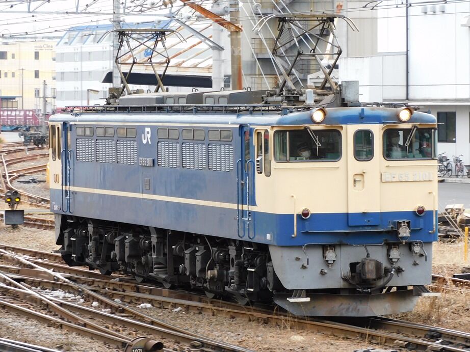 EF65形電気機関車（2101）＋キヤE195系＋オムライストレイン - 令和5年2月 : 深徒徒