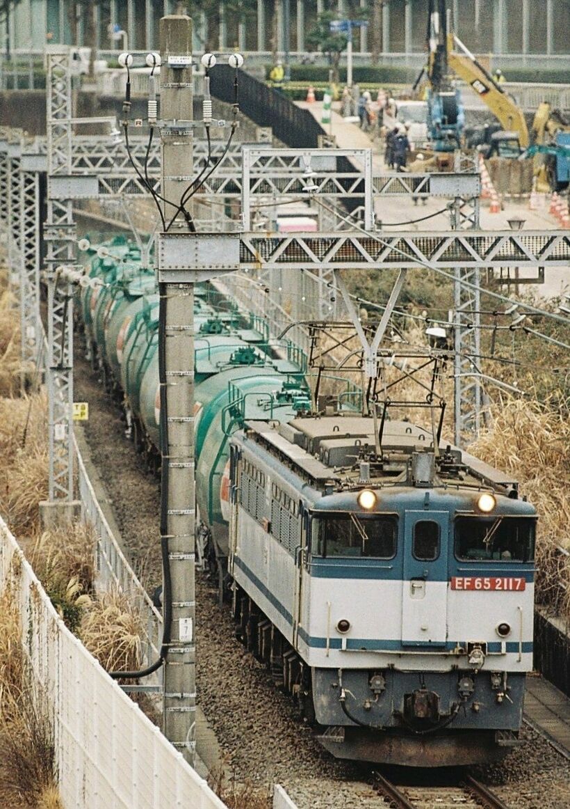 EF65-2117号機 5692レを撮る : わづひこふぉと