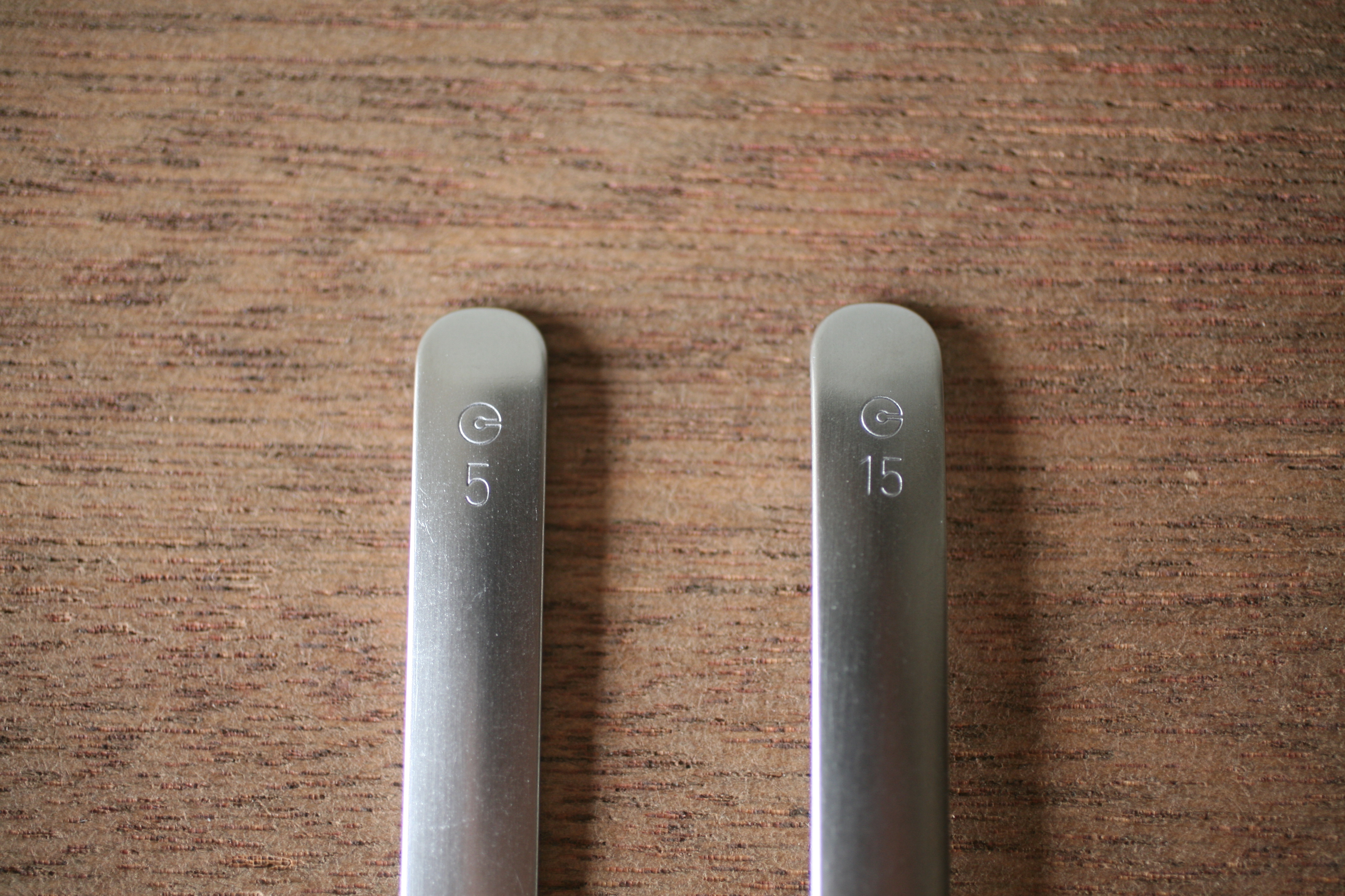 【新商品】conteのやくさじが加わりました。量りやすい角度、混ぜやすい長さ、洗いやすい浅さが特長。今日も料理をしようと思わせてくれる毎日の ...