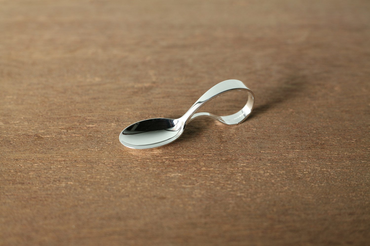 [Miyamoto Shoko's Silver Baby Spoon] This is a silver spoon that was ...