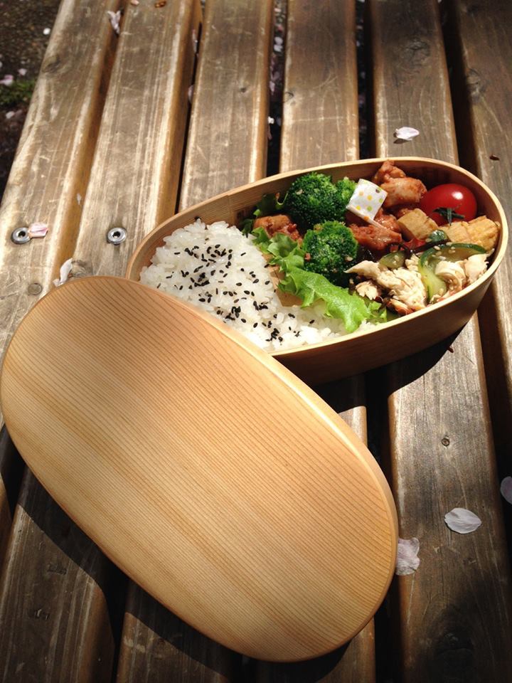 Japanese traditional bento boxes made of Japanese cedar. : Shokunin.com ...