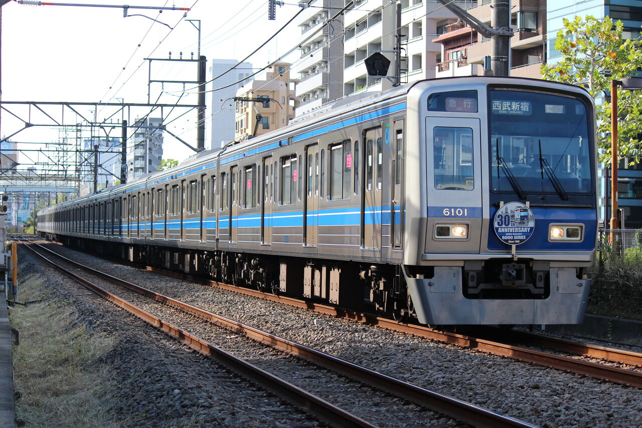 3月にいろいろありすぎた西武鉄道 パート2 〜白六や銀六のLED化〜 : いまを生きる電車たち