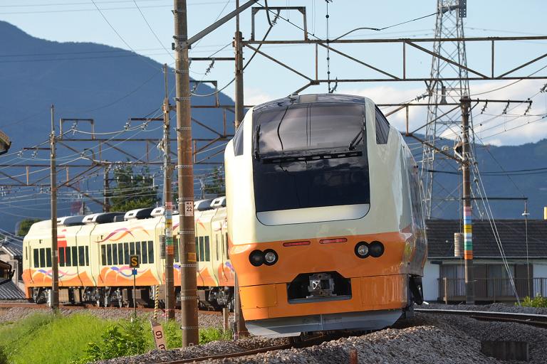 八木原・渋川を訪ねて ⑦ 「いなほ」 E653系転属回送？ : moon express