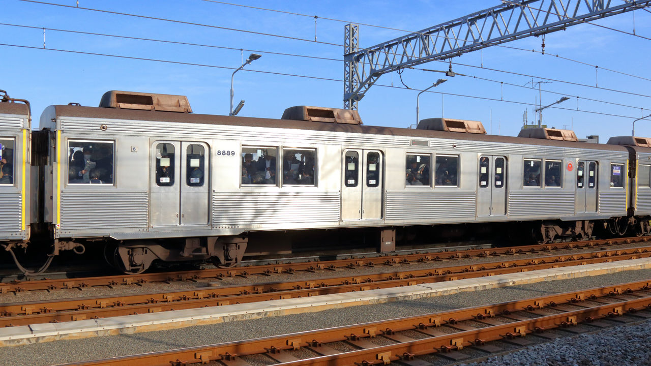 【形式写真集】東急8500系 8635F : 銀色電車研究室 ＠nano factory公式ブログ