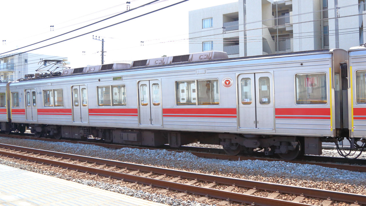 【形式写真集】東急2000系 2002F : 銀色電車研究室 ＠nano factory公式ブログ